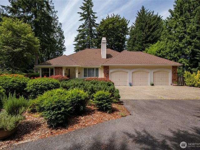419 212th Ave NE, Sammamish, WA 98074
