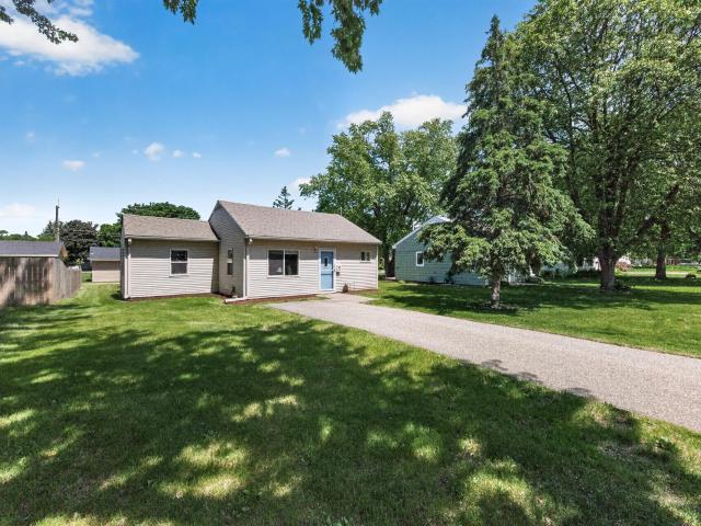 419 7th Avenue W