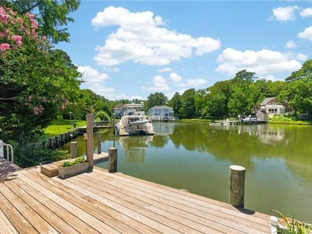 419 48th St, Virginia Beach, VA 23451
