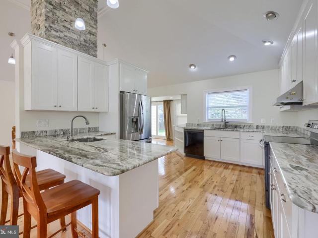 419 Cottage Place