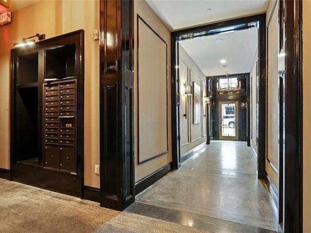 419 Carondelet Street # 202
