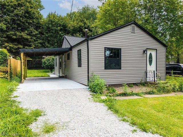 419 Celia Ave, Akron, OH 44312