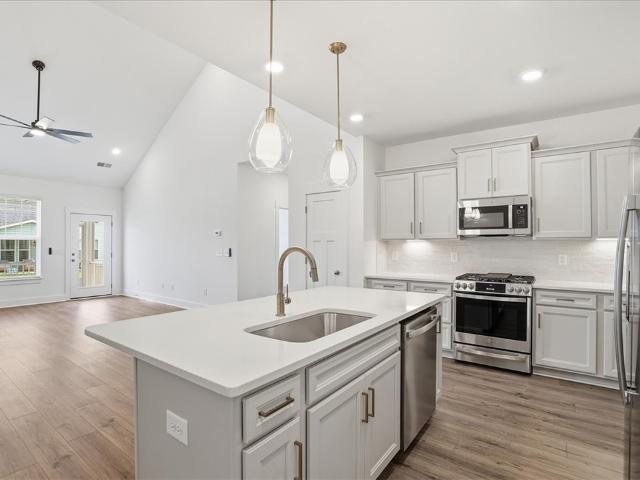 419 Crestcreek Drive