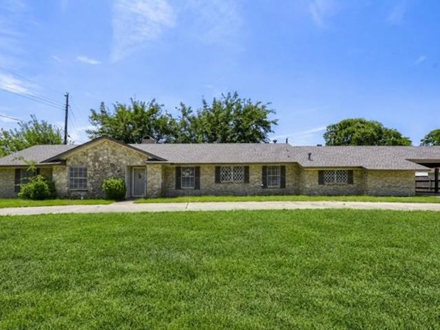 419 Allen Dr, Justin, TX 76247