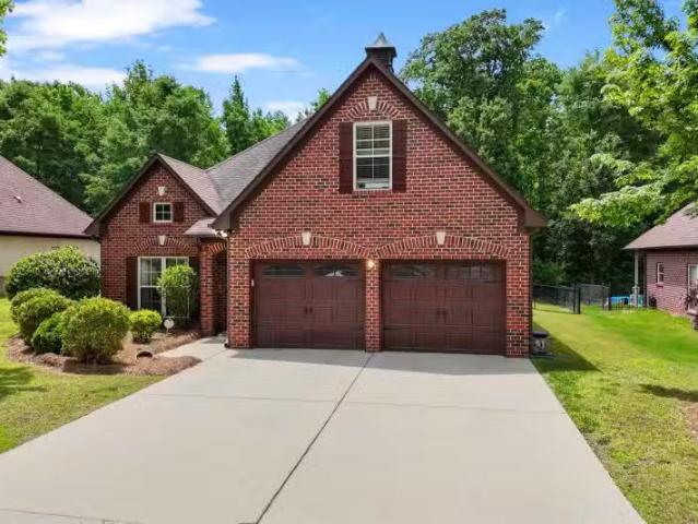 419 BALLANTRAE RD, PELHAM, AL 35124 Single Family Residence Fo.