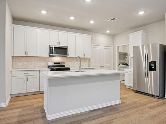 419 Dorothy Dr, McKinney, TX 75071
