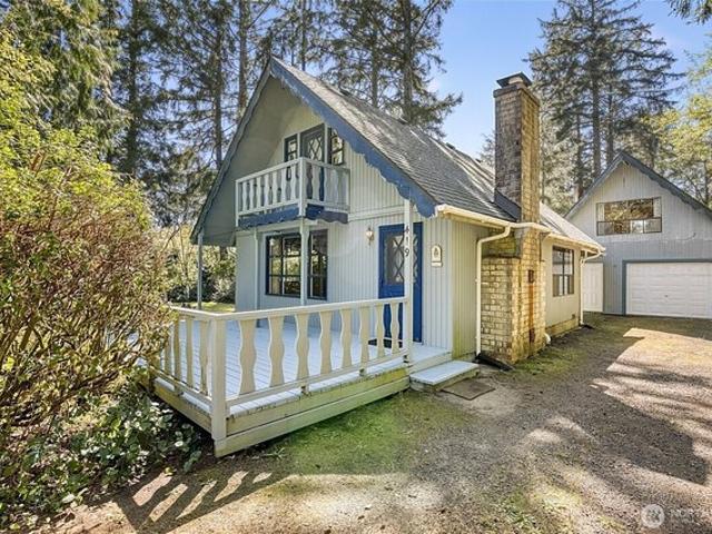 419 Draconis Ave SE, Ocean Shores, WA 98569