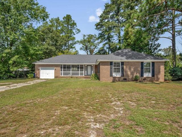 419 Dunmore Rd, Fayetteville, NC 28303