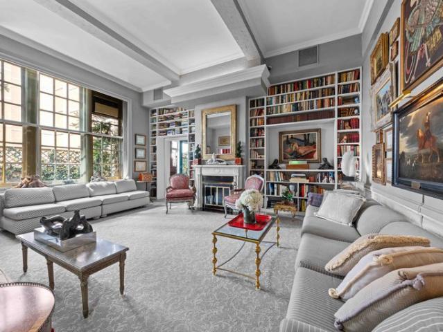 419 E 57th Street PH16C