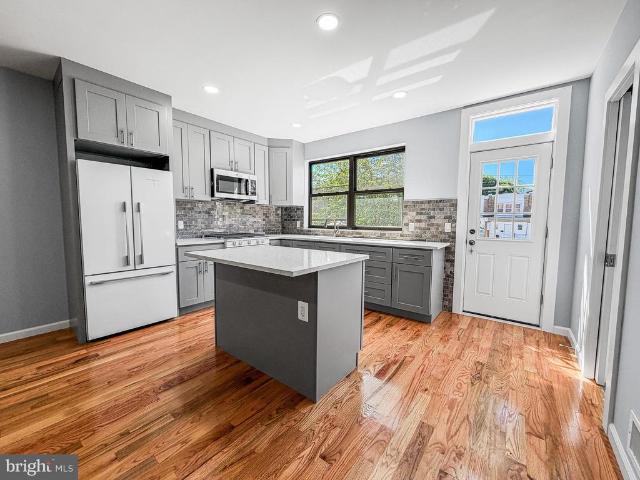 419 E 12Th Street