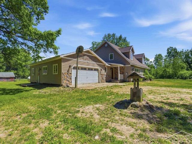 419 E Bradford Road