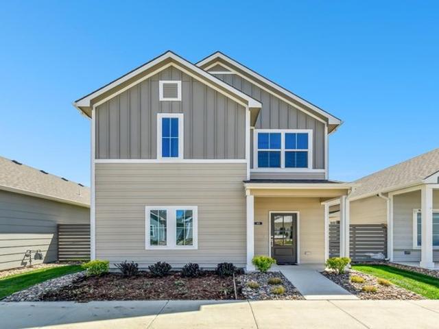 419 E Park Pl, Andover, KS 67002
