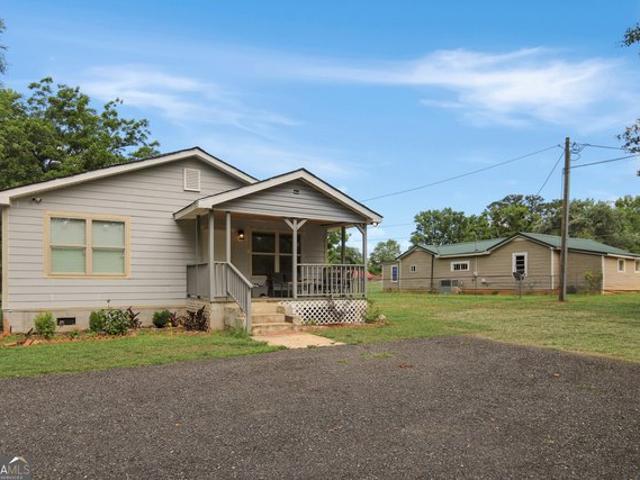 419 Fling Rd, Lagrange, GA 30240