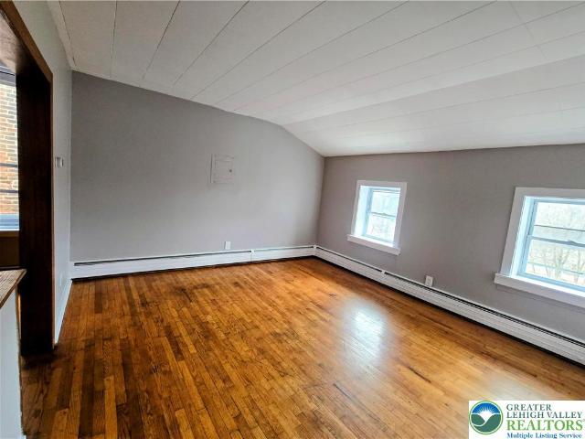 419 Front Street 3