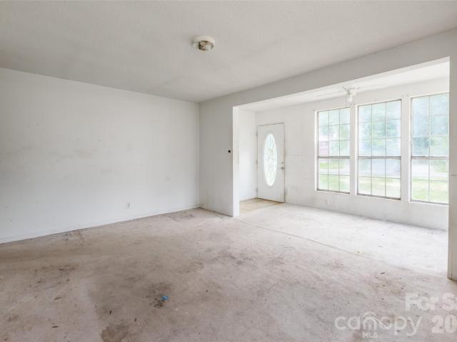 419 Hemlock Avenue