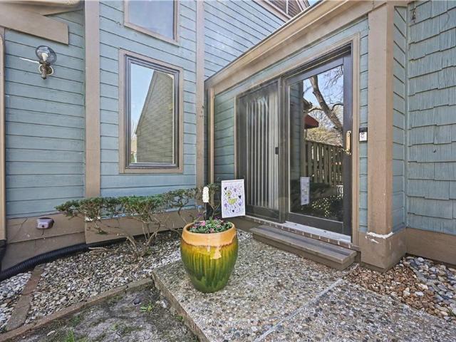 419 Lakeside Drive