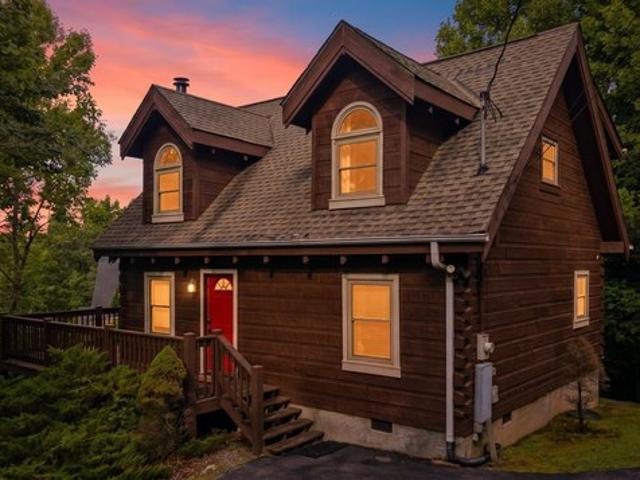 419 Matterhorn Dr, Gatlinburg, TN 37738