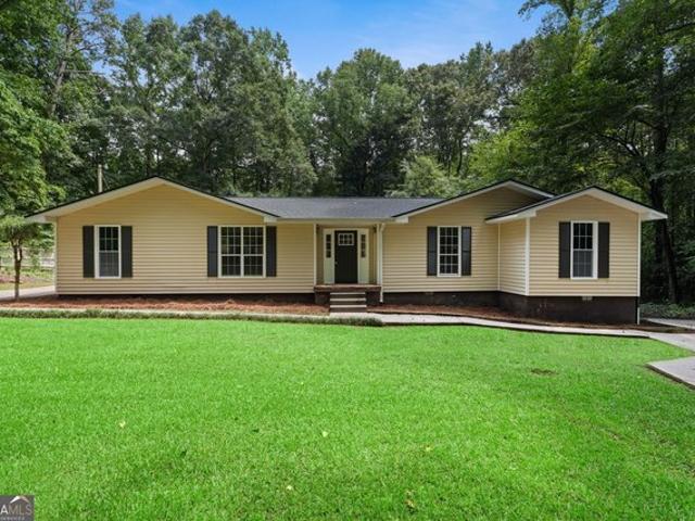 419 Marcella Ave, Sharpsburg, GA 30277