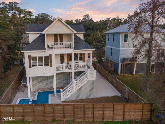 419 Martin Ave, Ocean Springs, MS 39564 | MLS #4139