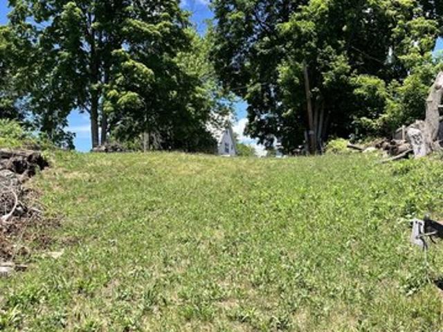 419 Myrtle St, New Britain, CT 06053