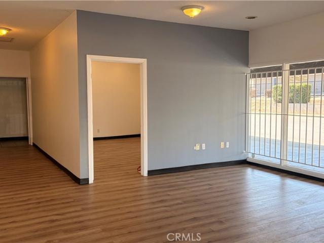419 N Central 10