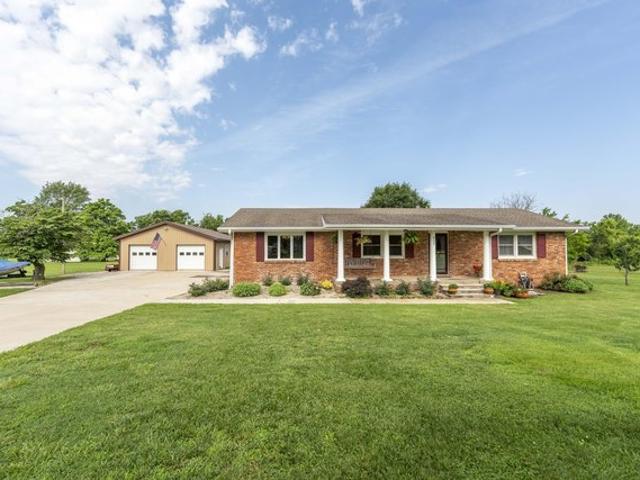 419 Northview Cir E, Fair Grove, MO 65648