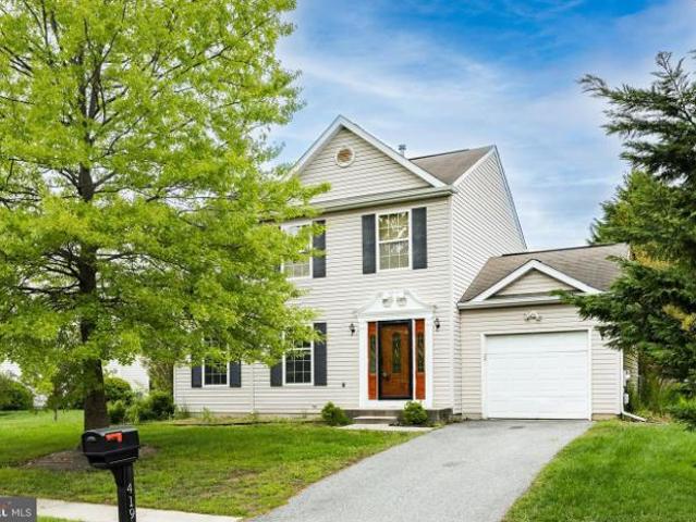 419 S Barrington Ct, Newark, DE 19702
