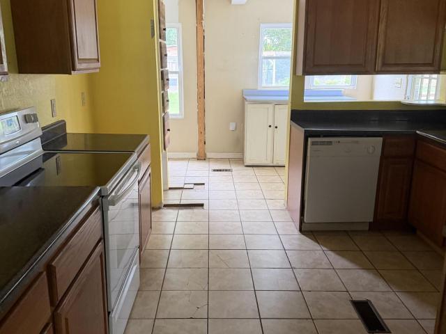 419 S Burchfield Lane