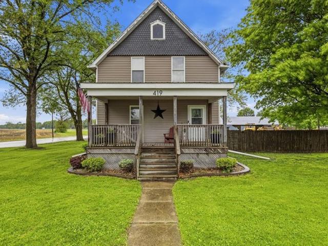 419 S Hamilton St, McLean, IL 61754