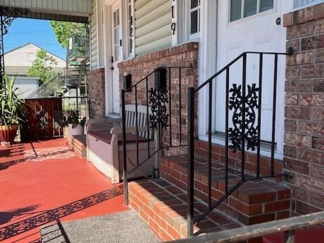 419 S Murat Street