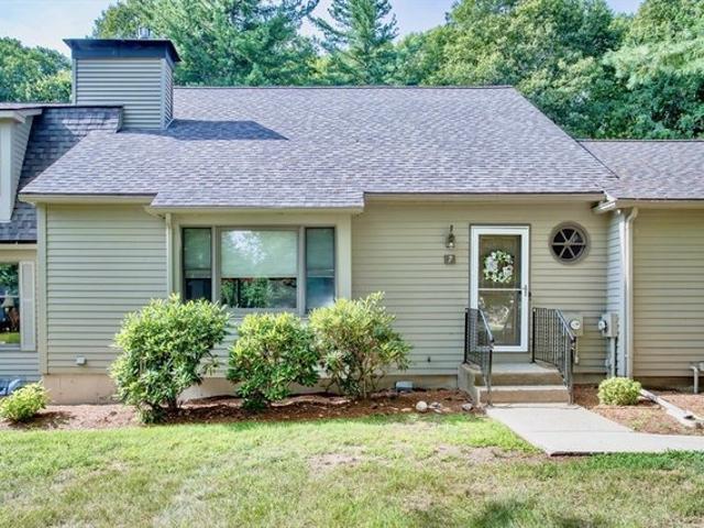 419 Southwick Rd Apt B7, Westfield, MA 01085