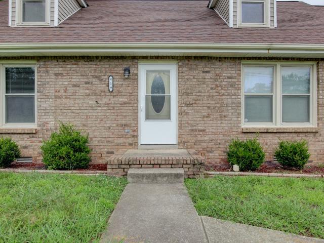 419 Spencer Ln