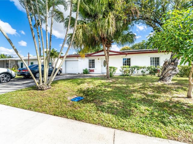 419 SW 80th Ave, Pompano Beach, FL 33068 | MLS #A11977