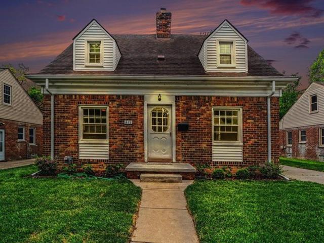 419 Royal Ave, Royal Oak, MI 48073