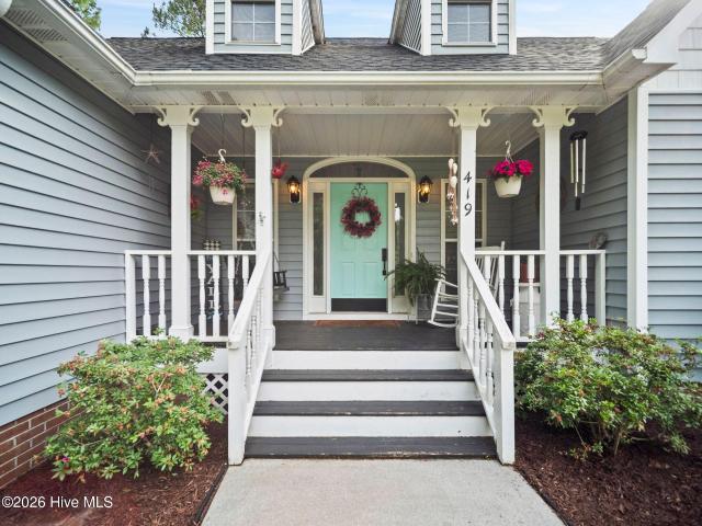 419 Riverside Lane