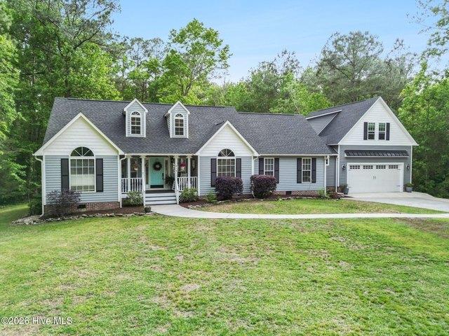 419 Riverside Ln, Stella, NC 28582