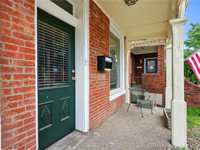 419 W 1st Street
