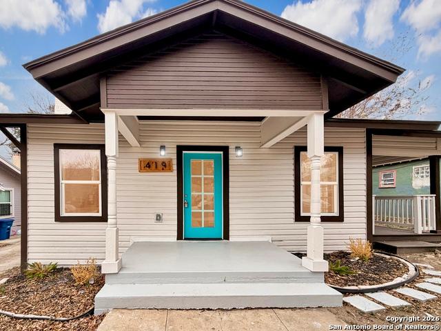 419 W Huisache