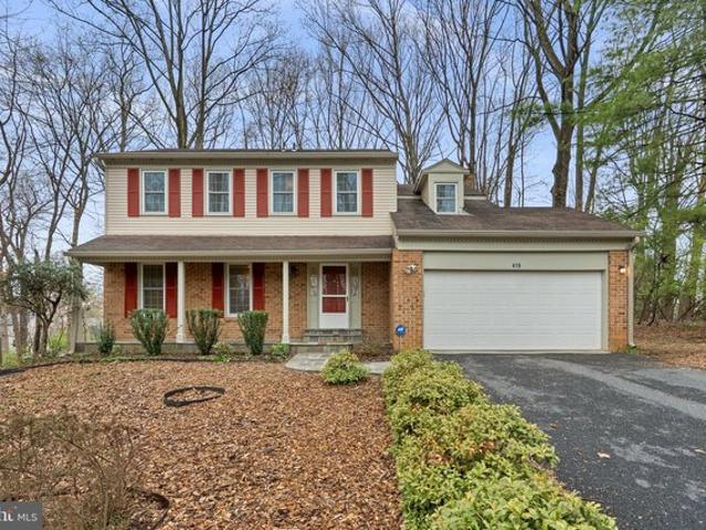 419 Watts Branch Pkwy, Potomac, MD 20854