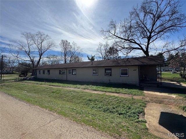 419 Walnut St, Piedmont, MO 63957