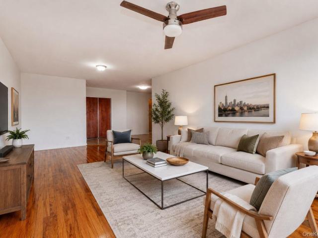 41 42 73rd Street 5B