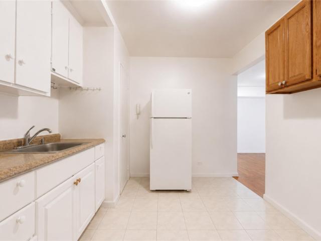 41 50 78th Street 319