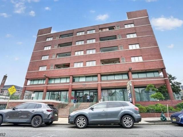 41 51 Wilson Ave, Newark, NJ 07105
