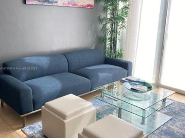 41 5th St SE #1608, Miami, FL 33131