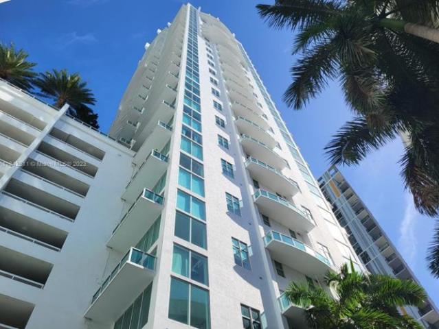 41 5th St SE #304, Miami, FL 33131