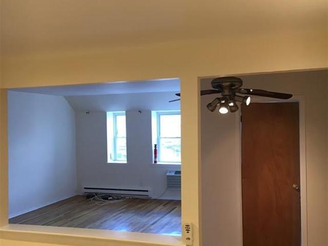 41 60 Little Neck Parkway 3