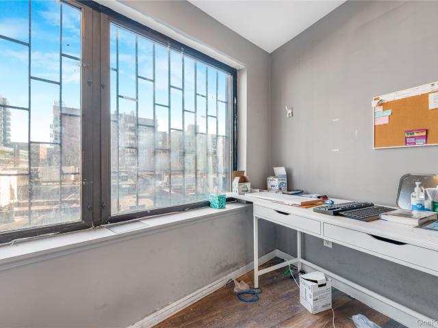 41 60 Main Street 204