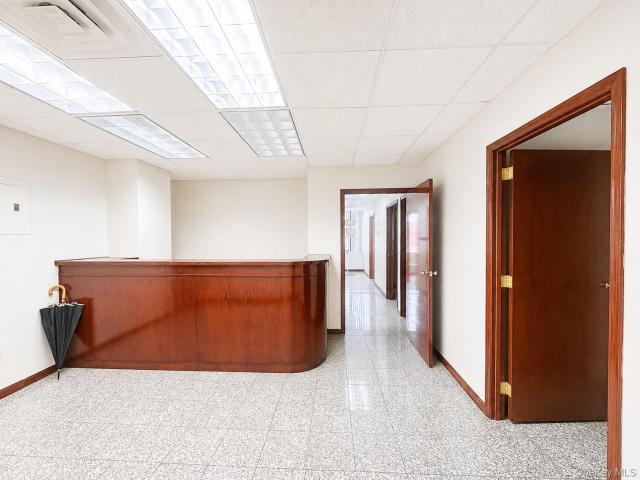 41 60 Main Street 205