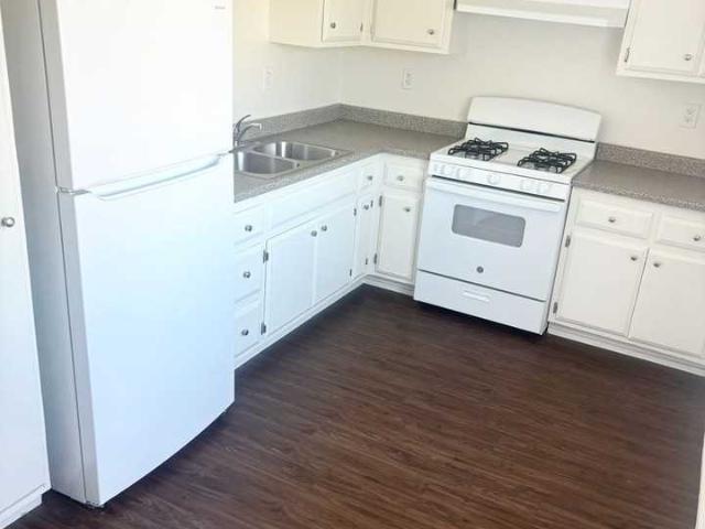 41 1 Bedroom Apartment for Rent at Madison Ct, Torrance, CA 90505 Walteria