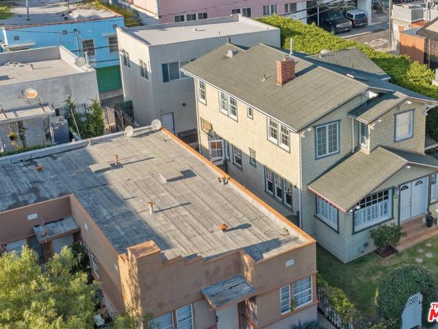 41 Vicente Ter, Santa Monica, CA 90401 | MLS #26806 | Compass